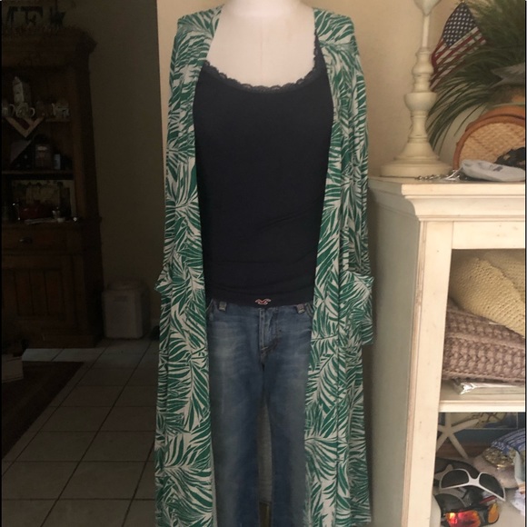 LuLaRoe | Jackets & Coats | Nwt Lularoe Sarah Tropical Leaf Duster ...